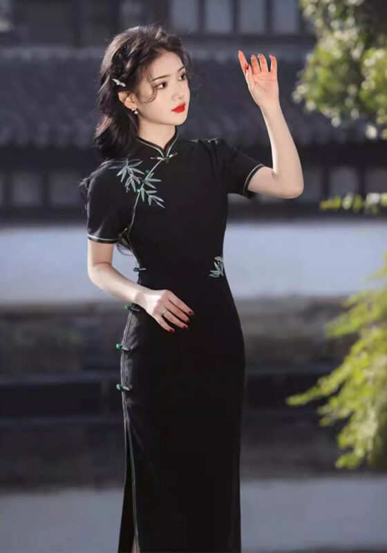 Classic Black Chinese Cheongsam with Bamboo Embroidery - Qipao ...