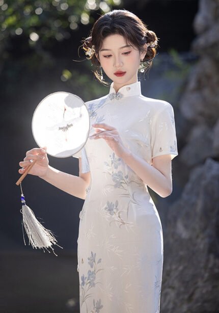 Elegant Ivory Mid-Length Cheongsam Embroidery Dress - Qipao Cheongsam ...